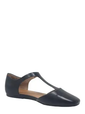 Gentle Souls Wyatt T-Strap Flat Black Leather