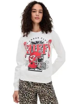 Junk Food Chiefs Conversion Crew Fleece Sweatshirt - White