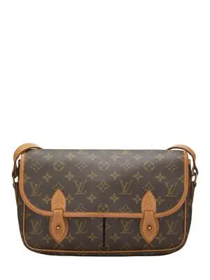 LOUIS VUITTON Monogram Sac Gibeciere Messenger Bag - Brown