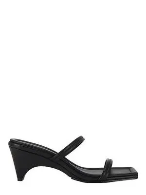 ST. AGNI Double Strap Arc Wedge - Black