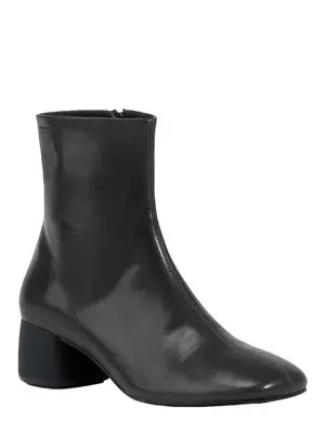 VAGABOND SHOEMAKERS Livia Leather Boots - Black