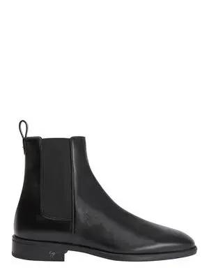 GIUSEPPE ZANOTTI Leather Chelsea Boots - Black