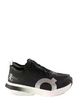 On Low-Top Lace-Up Sneakers Black