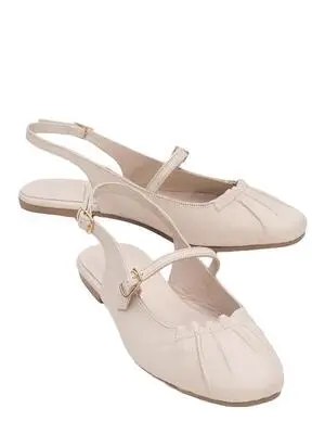 FOREVER & ALWAYS SHOES Leather Closed-Toe Sandal Beige Leather