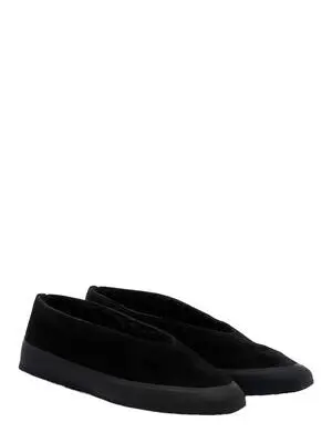 Le Monde Beryl Apres Ski Shearling-lined Suede Ballet Flats - Black
