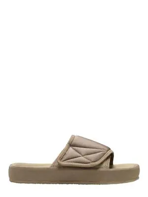 Yeezy Season 7 Fabric Slipper - Tan