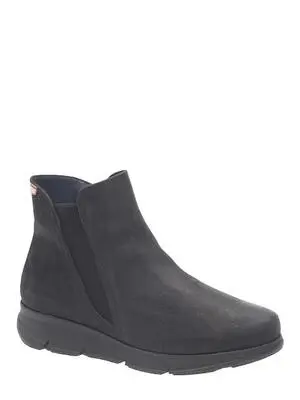 ON FOOT Olga Bootie Black