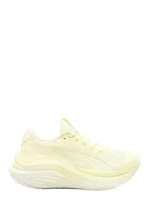 PUMA Deviate Nitro Sneakers - Yellow