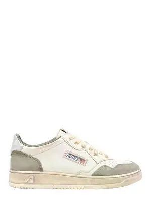 AUTRY Medalist Low Top Sneakers Neutrals