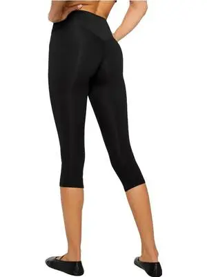FABLETICS PureLuxe High-Waisted TLC Capri Black