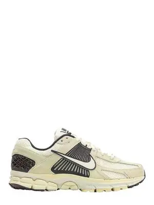Nike Zoom Vomero 5 Sneakers - Neutrals