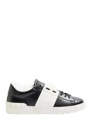 Valentino Garavani Leather Low-top Sneakers - Black