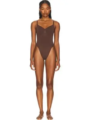 SKIMS Seamless Sculpt Thong Bodysuit - Cocoa