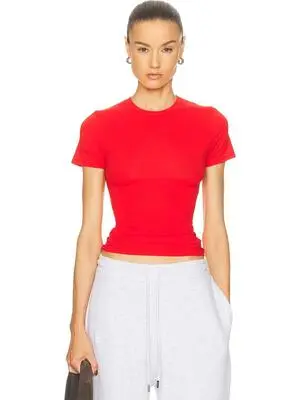 SKIMS Short Sleeve T-shirt - Cherry