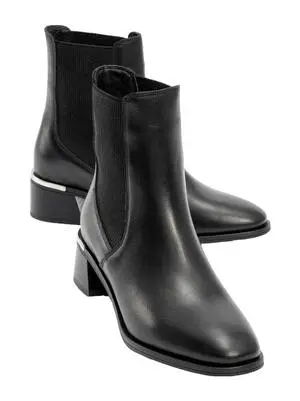 FOREVER & ALWAYS SHOES Neiva Leather Chelsea Boots - Black Leather
