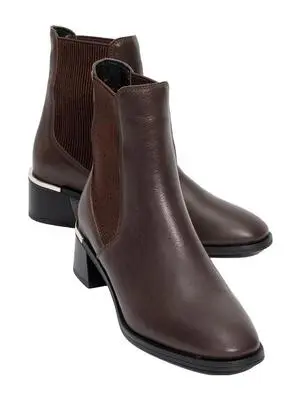 FOREVER & ALWAYS SHOES Neiva Leather Chelsea Boots Brown Leather