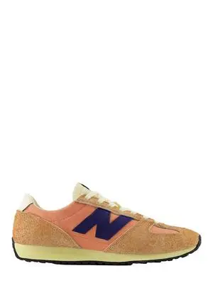 NEW BALANCE 471in Lace Up Sneakers Peach Nectar/blue Oyster