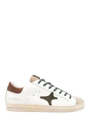 AMA-BRAND Suede Star Sneakers - White