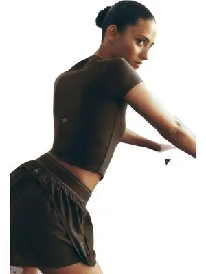 Alo Yoga Softsculpt Precision Short Sleeve Top - Espresso