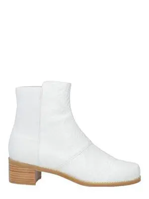 STUART WEITZMAN Ankle Boots - White