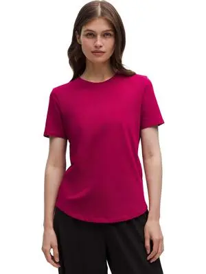 Lululemon Crewneck T-shirt - Berry Rumble