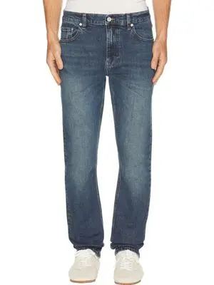 FRAME Modern Straight Jean Expressive