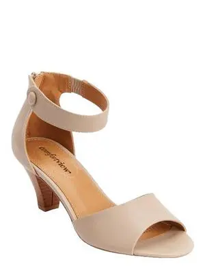 COMFORTVIEW The Fallon Sandal New Khaki