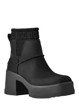 UGG Moxy Water-resistant Chelsea Boot - Black
