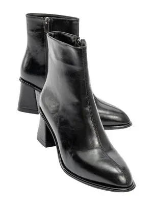PROLOGUE SHOES Maura Block Heel Boots - Black Faux Leather
