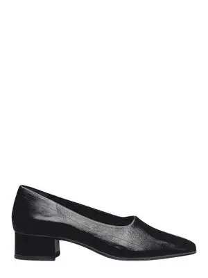 REFORMATION Inez Pump In Eel Black