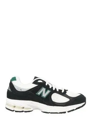 NEW BALANCE 2002 Low-top Sneakers - Black