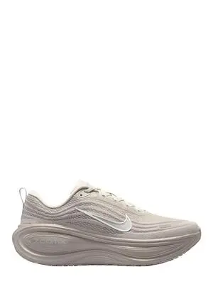 Nike Vomero Plus Sneakers Cream