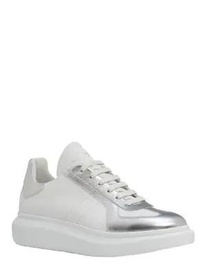 ALEXANDER MCQUEEN Oversized Sneaker