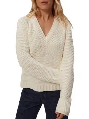 Michael Stars Linda Tape Yarn V-neck Sweater - Ivory