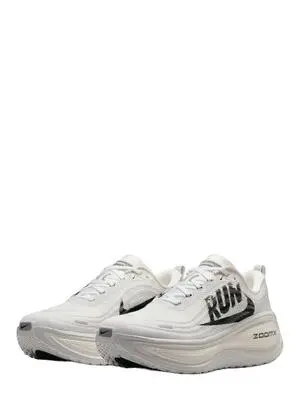 Nike Vomero Plus Run Athletic Sneakers - Summit White/black