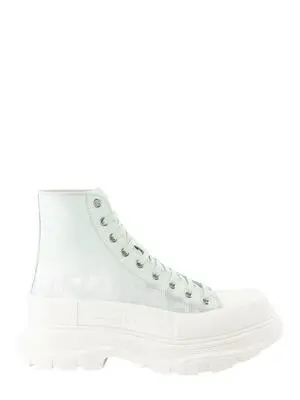 Alexander McQueen Tread Slick Boot With Graffiti Logo - Green