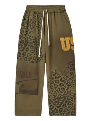 VALE FOREVER Safari Print Sweatpants - Green