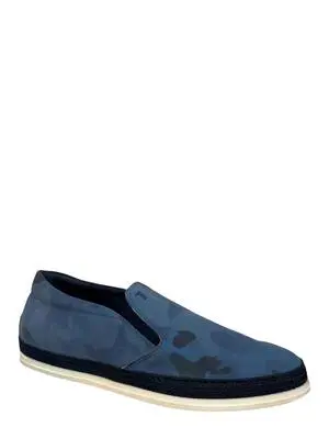 TOD'S Camouflage Print Slip-on Loafers - Blue