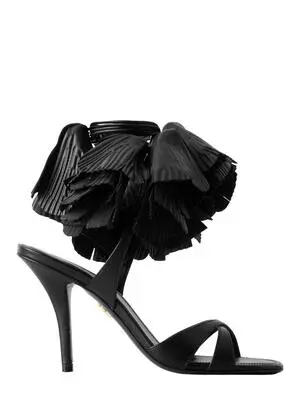 FERRAGAMO Estrella Ruffled Leather Sandals - Black