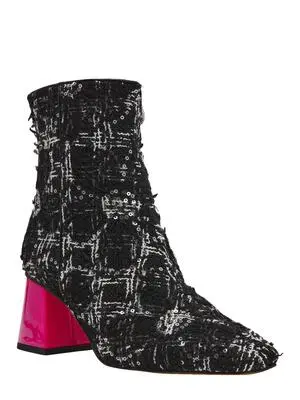BETSEY JOHNSON Stevie Bootie