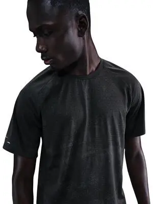 Nike Stride Dri-fit Adv Short-sleeve Running Top With Reflective Accents - Black