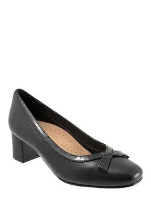 Trotters Devin Leather Pumps Black