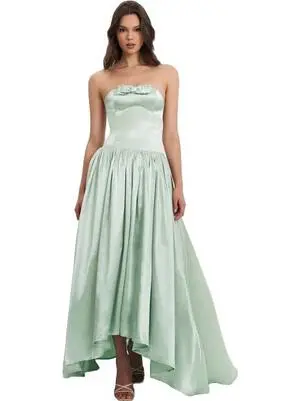 MISS CIRCLE Strapless Trailing Gown With Bow Detail - Mint Green