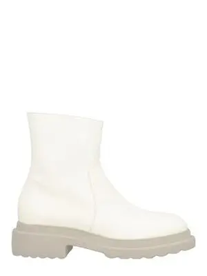 POMME D'OR Calfskin Ankle Boots - Off White