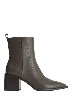 Everlane Studio Block Heel Boot - Brown