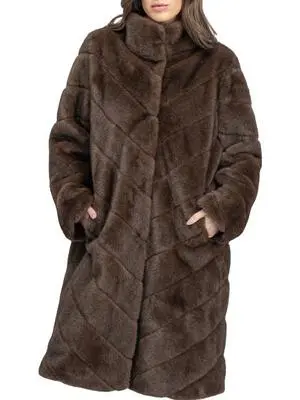 LYLA GRANT Faux Fur Mink Short Coat - Brown