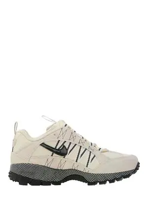 Nike Air Humara Sneakers Neutrals