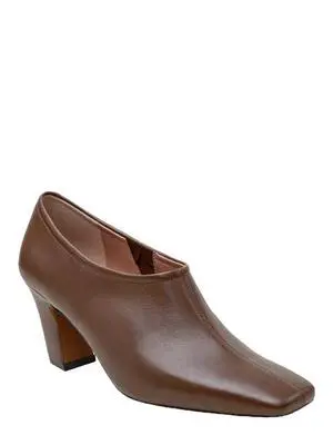 Linea Paolo Gianni Leather Bootie - Chocolate