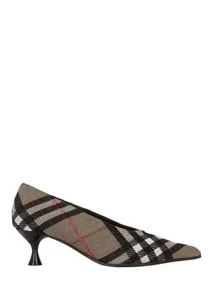 BURBERRY Cameo Pump