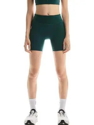 On Performance Bike Shorts With Pockets - Spirulina